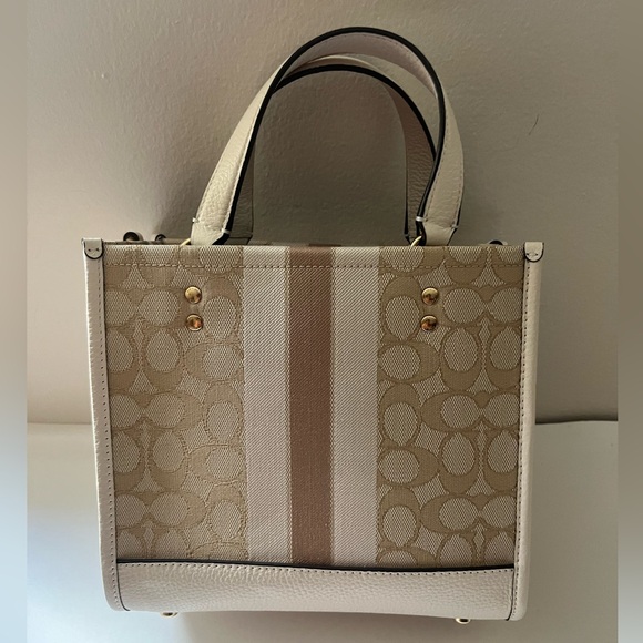 Coach | Bags | Nwt Coach Outlet Dempsey Tote 22 In Signature Jacquard ...